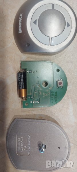 Дистанционно BENINCA APPLE 4WV за бариери гаражни врати и др в Гаражни врати в гр. Шумен ...