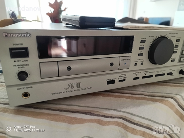 Panasonic SV-3700 DAT Player с дистанционно и инструкции в Ресийвъри, усилватели, смесителни ...