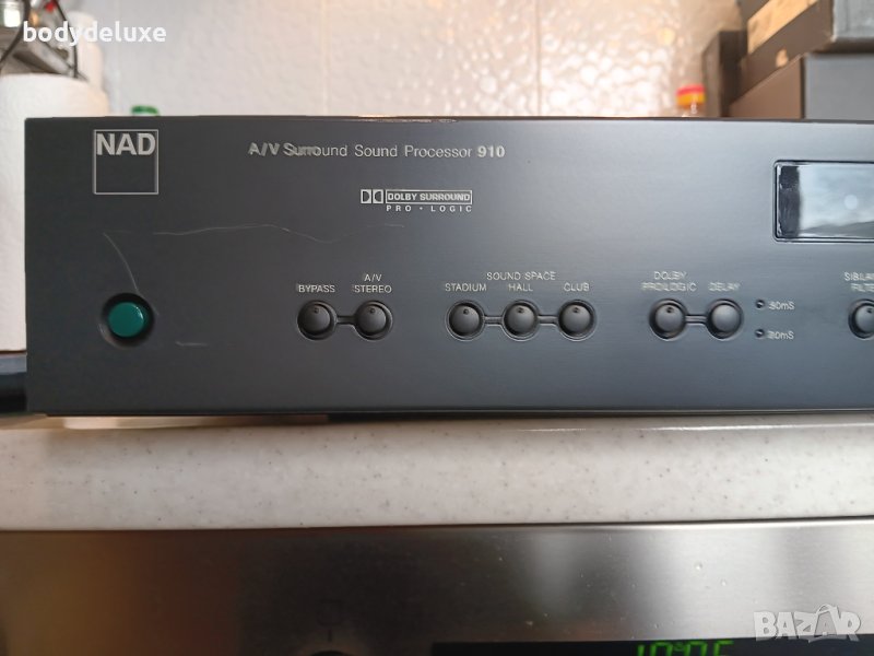 NAD 910 аудио/видео съраунд процесор в Ресийвъри, усилватели ...